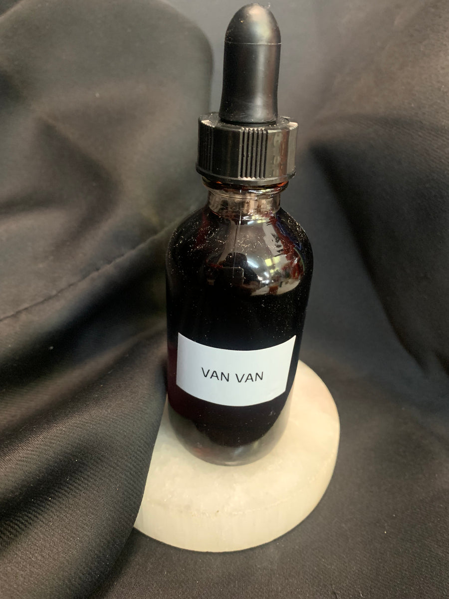 Van Van Oil – MsKurvygirl